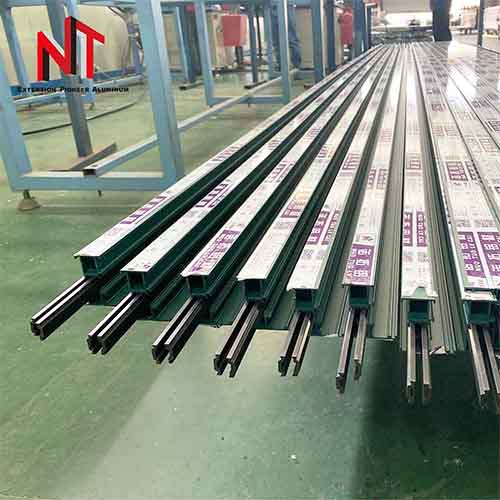 Heat-insulating aluminum profiles